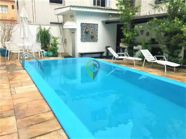Casa / Sobrado para Locação em Santos/SP Gonzaga 3 Quartos