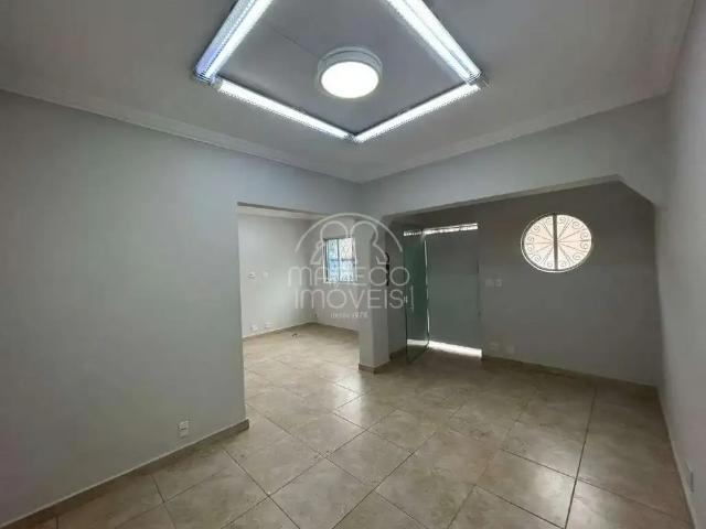 Casa / Sobrado para Locação em Santos/SP Embaré 3 Quartos