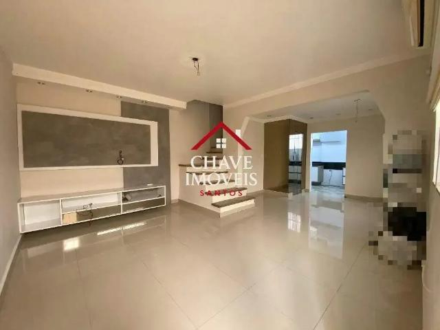 Casa / Sobrado para Locação em Santos/SP Embaré 3 Quartos