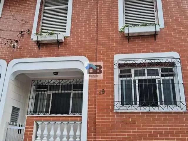 Casa / Sobrado para Locação em Santos/SP Embaré 3 Quartos