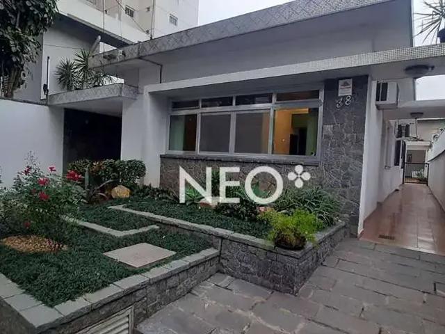 Casa / Sobrado para Locação em Santos/SP Embaré 4 Quartos