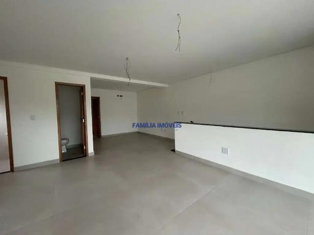 Casa / Sobrado para Locação em Santos/SP Estuário 3 Quartos