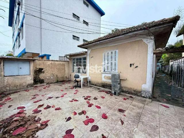 Casa / Sobrado para Locação em Santos/SP Estuário 3 Quartos