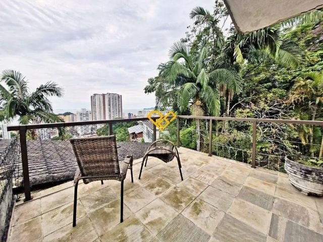 Casa / Sobrado para Locação em Santos/SP Morro Santa Terezinha 6 Quartos