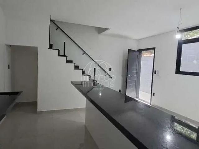 Casa / Sobrado para Locação em Santos/SP Macuco 2 Quartos