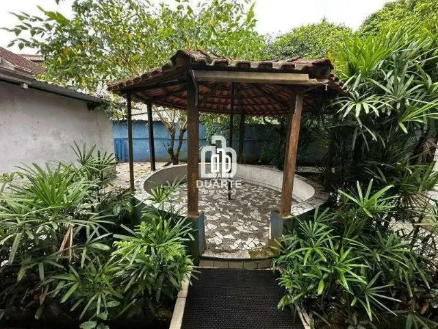Casa / Sobrado para Locação em Santos/SP Macuco 8 Quartos
