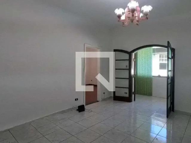 Casa / Sobrado para Locação em Santos/SP Marapé 3 Quartos