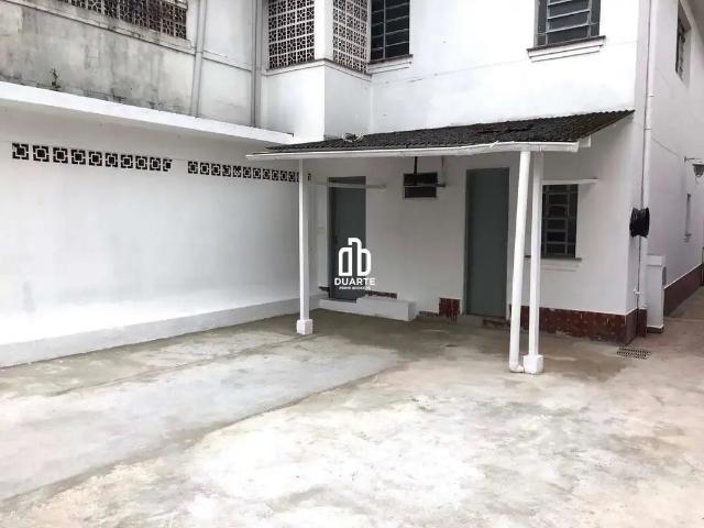 Casa / Sobrado para Locação em Santos/SP Marapé 6 Quartos