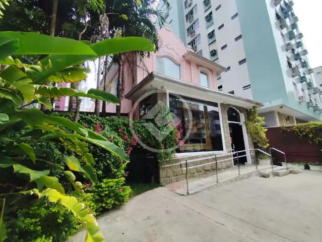 Casa / Sobrado para Locação em Santos/SP Pompéia 4 Quartos