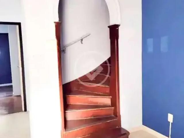 Casa / Sobrado para Locação em Santos/SP Pompéia 2 Quartos