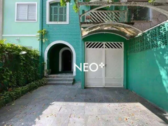 Casa / Sobrado para Locação em Santos/SP Pompéia 3 Quartos