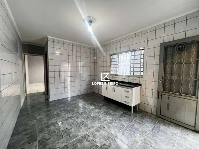 Casa / Sobrado para Locação em Santa Bárbara D'Oeste/SP Vila Godoy 2 Quartos