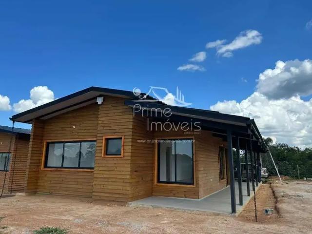 Casa / Sobrado para Locação em Santa Isabel/SP Ouro Fino 3 Quartos