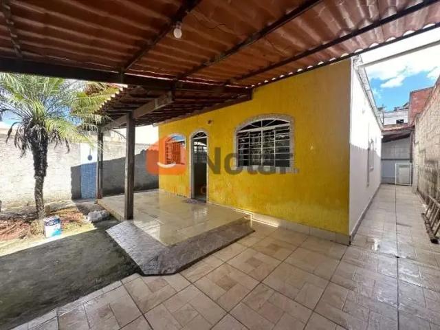 Casa / Sobrado para Locação em Santa Luzia/MG Imperial 2 Quartos