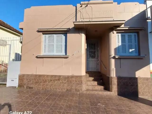 Casa / Sobrado para Locação em Santa Maria/RS Centro 2 Quartos
