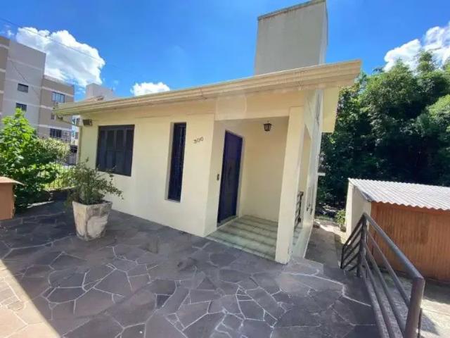 Casa / Sobrado para Locação em Santa Maria/RS Centro 2 Quartos