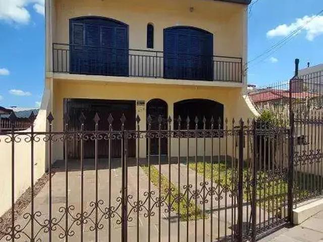 Casa / Sobrado para Locação em Santa Maria/RS Nossa Senhora de Lourdes 3 Quartos