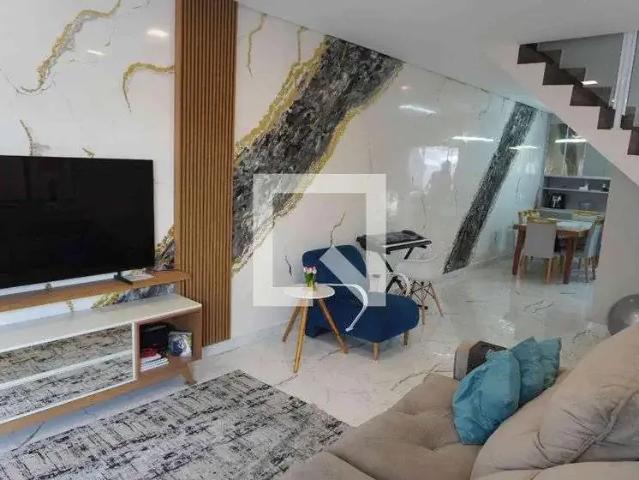 Casa / Sobrado para Locação em Santana de Parnaíba/SP Alphaville 2 Quartos