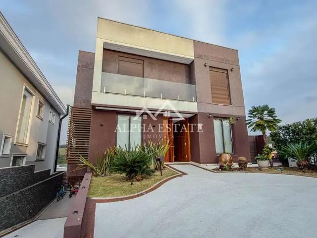 Casa / Sobrado para Locação em Santana de Parnaíba/SP Alphaville 4 Quartos