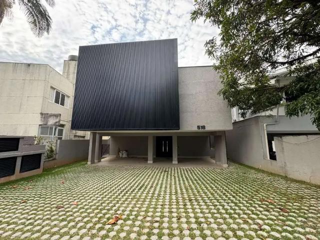 Casa / Sobrado para Locação em Santana de Parnaíba/SP Alphaville 4 Quartos