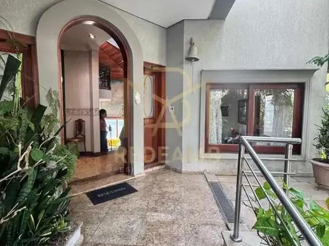 Casa / Sobrado para Locação em Santana de Parnaíba/SP Alphaville 4 Quartos