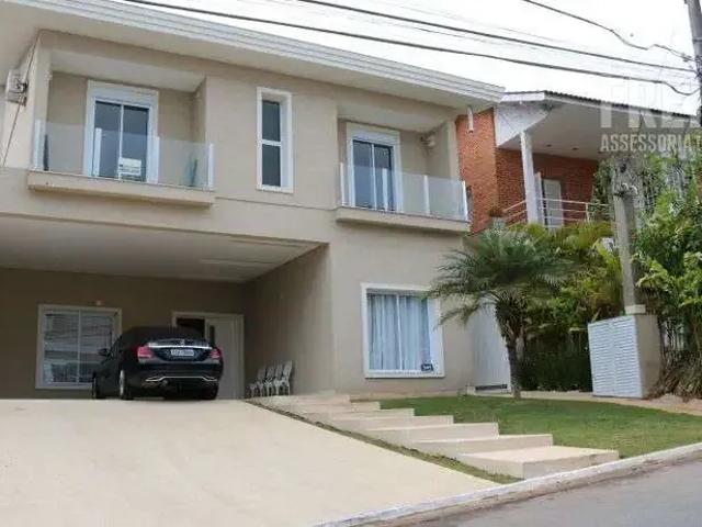 Casa / Sobrado para Locação em Santana de Parnaíba/SP Alphaville 4 Quartos