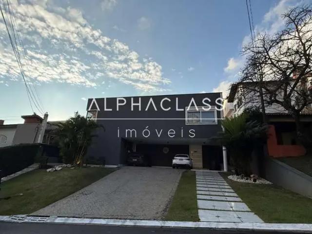 Casa / Sobrado para Locação em Santana de Parnaíba/SP Alphaville 5 Quartos