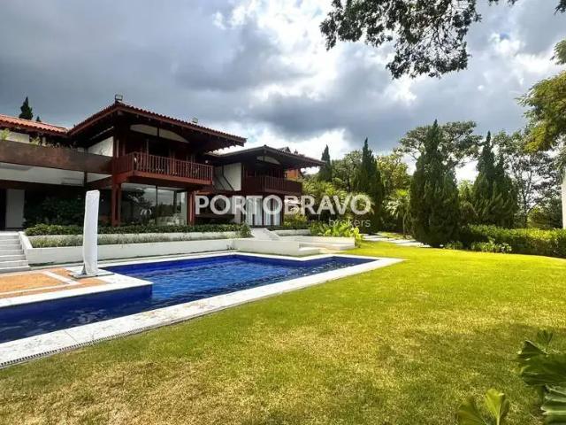 Casa / Sobrado para Locação em Santana de Parnaíba/SP Alphaville 5 Quartos