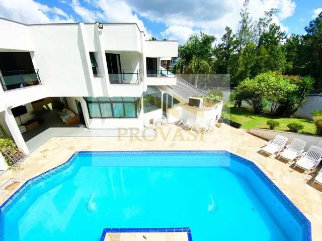 Casa / Sobrado para Locação em Santana de Parnaíba/SP Alphaville 5 Quartos