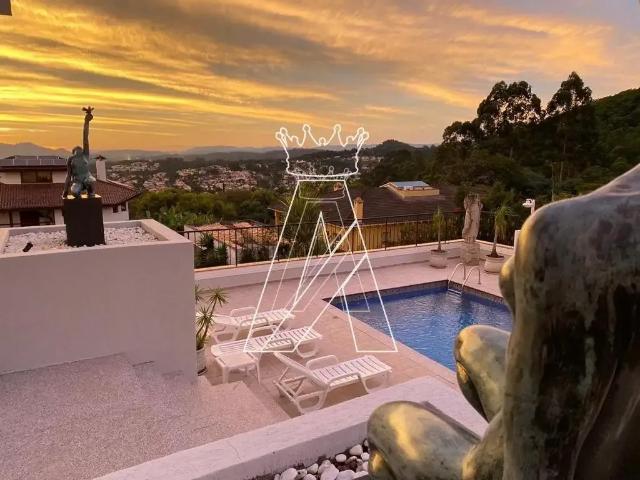 Casa / Sobrado para Locação em Santana de Parnaíba/SP Alphaville Residencial 8 6 Quartos