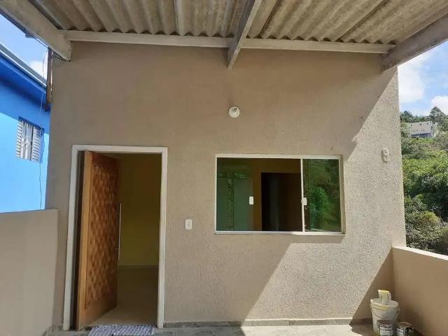 Casa / Sobrado para Locação em Santana de Parnaíba/SP Jardim São Luís 2 Quartos