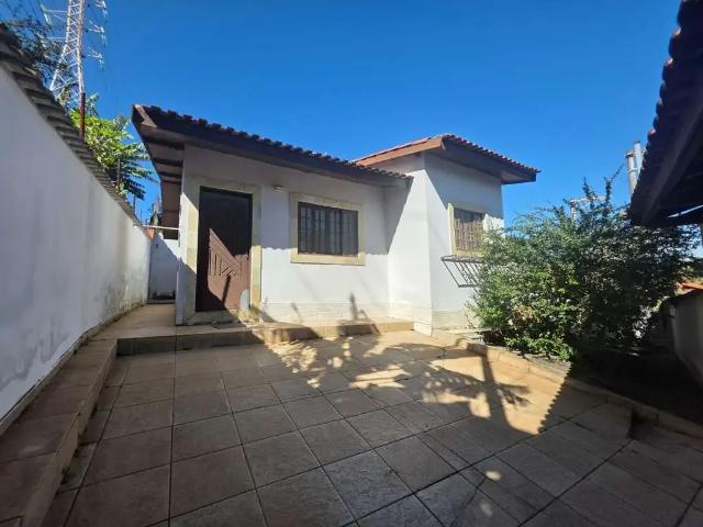 Casa / Sobrado para Locação em Santana de Parnaíba/SP Jardim São Luís 2 Quartos