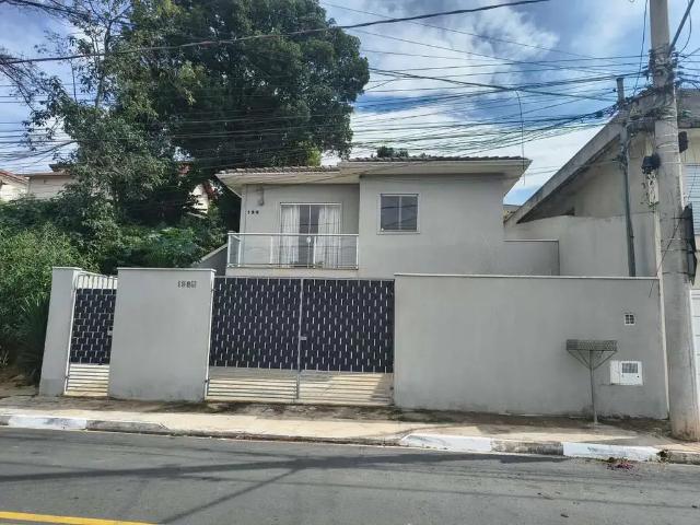 Casa / Sobrado para Locação em Santana de Parnaíba/SP Parque Fernão Dias 3 Quartos