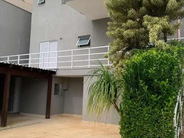 Casa / Sobrado para Locação em Santana de Parnaíba/SP Parque Sinai 4 Quartos