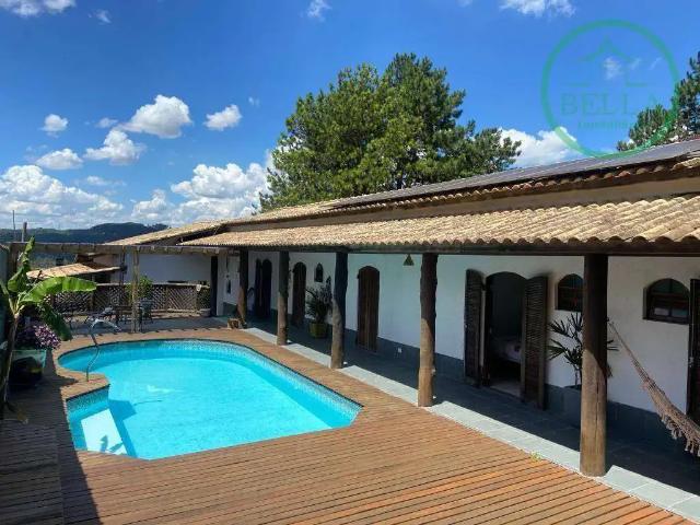 Casa / Sobrado para Locação em Santana de Parnaíba/SP Recanto Maravilha III 5 Quartos