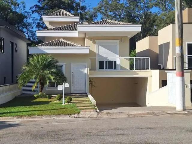 Casa / Sobrado para Locação em Santana de Parnaíba/SP Suru 4 Quartos
