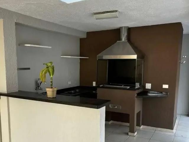 Casa / Sobrado para Locação em Santana de Parnaíba/SP Tamboré 3 Quartos