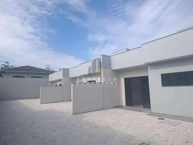 Casa / Sobrado para Locação em Schroeder/SC Centro 2 Quartos