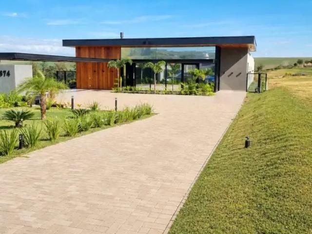 Casa / Sobrado para Locação em Sertanópolis/PR Ecovillas do Lago 4 Quartos