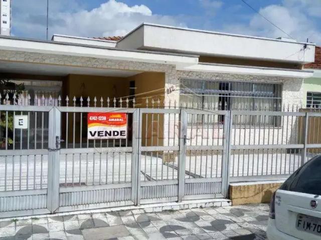 Casa / Sobrado para Locação em Suzano/SP Centro 2 Quartos