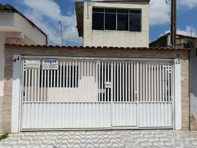 Casa / Sobrado para Locação em Suzano/SP Jardim Luella 2 Quartos