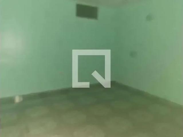 Casa / Sobrado para Locação em Suzano/SP Vila Maria de Maggi 1 Quartos