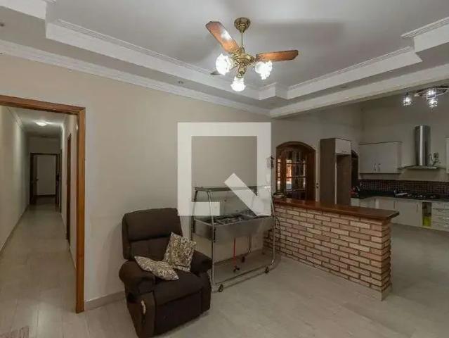 Casa / Sobrado para Locação em Sumaré/SP Parque Villa Flores 4 Quartos