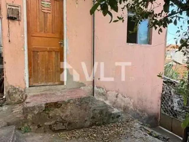 Casa / Sobrado para Locação em Pouso Alegre/MG Centro 2 Quartos