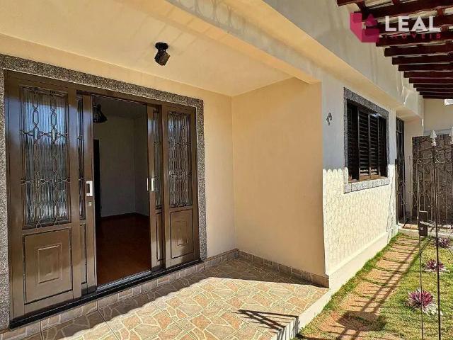 Casa / Sobrado para Locação em Pouso Alegre/MG Centro 3 Quartos