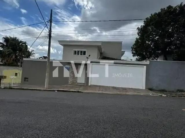 Casa / Sobrado para Locação em Pouso Alegre/MG Fátima III 4 Quartos