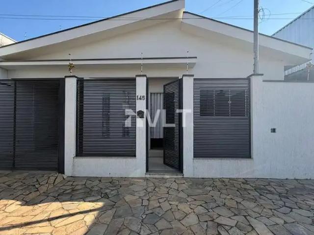 Casa / Sobrado para Locação em Pouso Alegre/MG Faisqueira 3 Quartos