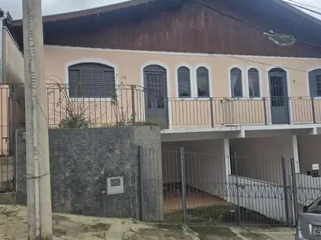 Casa / Sobrado para Locação em Poços de Caldas/MG Jardim Country Club 2 Quartos