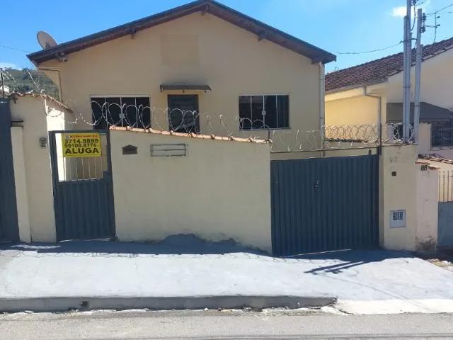 Casa / Sobrado para Locação em Poços de Caldas/MG Jardim do Contorno 2 Quartos
