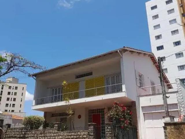 Casa / Sobrado para Locação em Poços de Caldas/MG São Benedito 5 Quartos